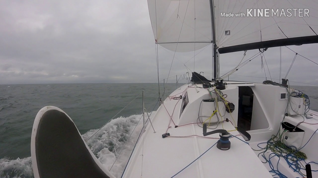 POGO 30 MAX NAV SOLO SPI FORCE 5 6 - YouTube