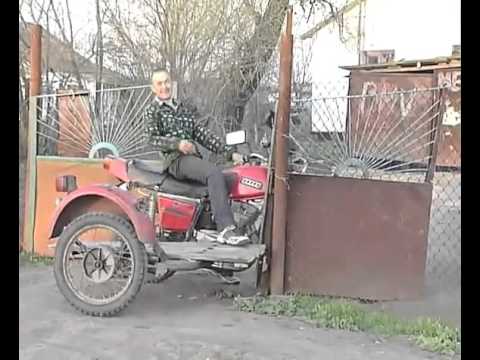 Funny sidecar crash - YouTube