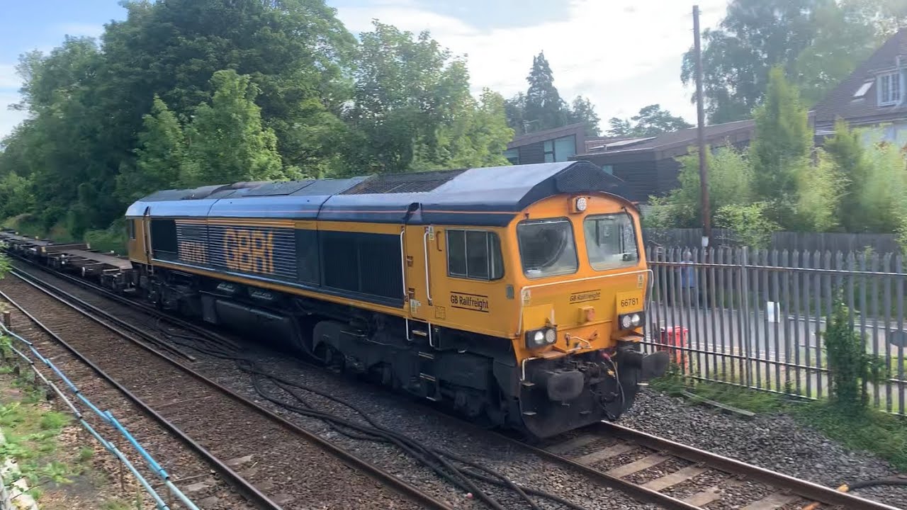 Class 66 | 66781 ‘Darius Cheskin’ | GB Railfreight - GBRf - YouTube