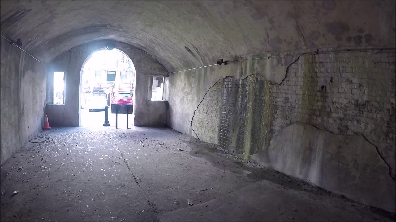 Cluskey Vaults - Savannah, Georgia - YouTube