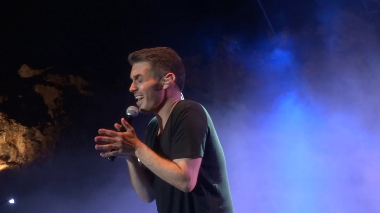 ΧΑΤΖΗΓΙΑΝΝΗΣ ΤΟ ΠΑΡΤΥ LIVE ΣΥΝΑΥΛΙΑ 12 9 2018 ΘΕΑΤΡΟ ΠΕΤΡΑΣ - YouTube