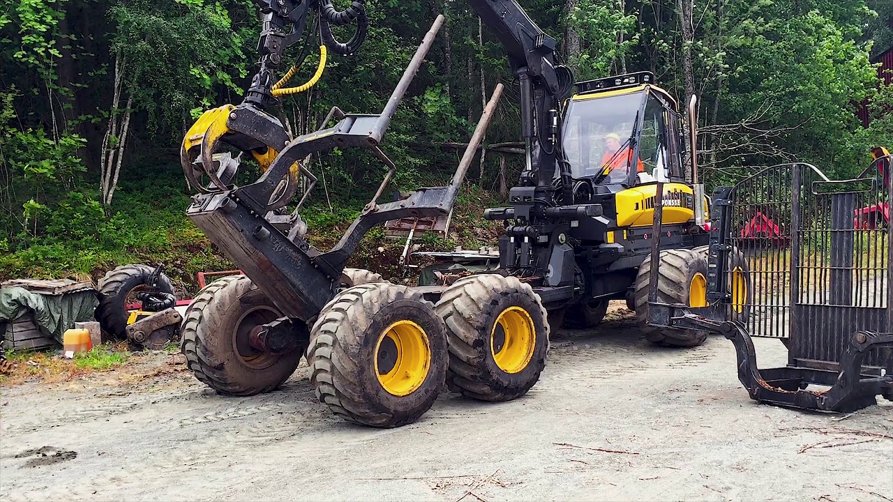 Ponsse Buffalo Dual - Transforming the loading space from a forwarder ...