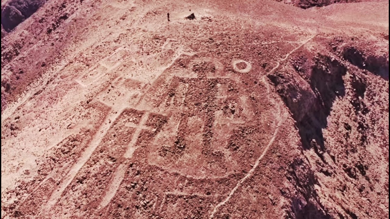 GEOGLIFOS Gigante con tres dedos - YouTube