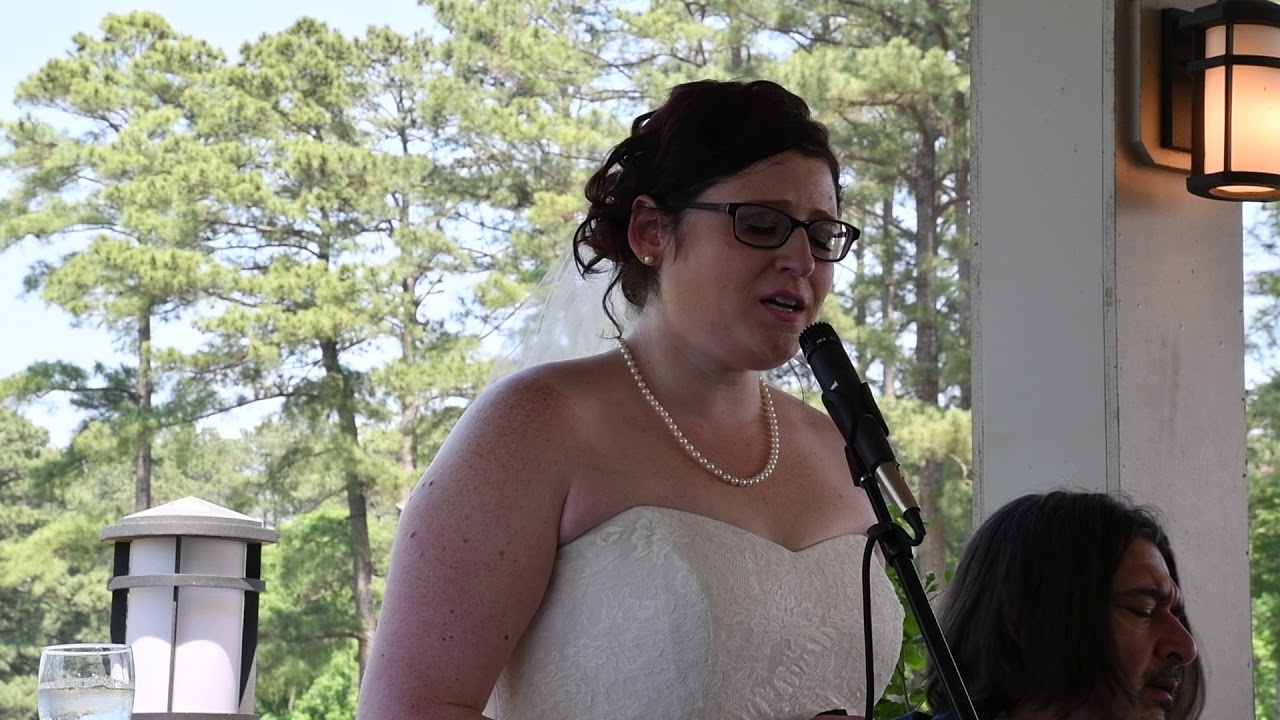 Bride Sings "Can't Help Falling in Love" - YouTube