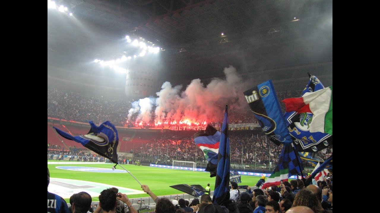 Urlando contro il cielo - Inter - YouTube