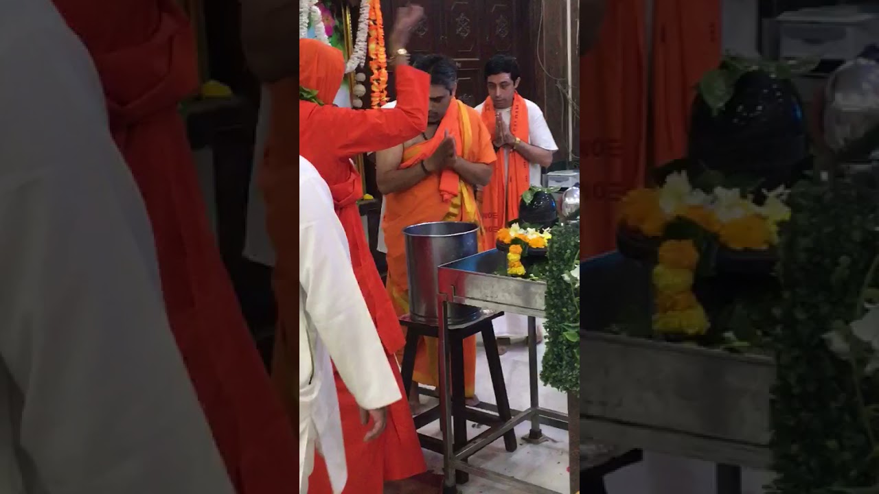 Beautiful Shiva Abhishekam By Sai Narayan Baba At Panvel Ashram - YouTube