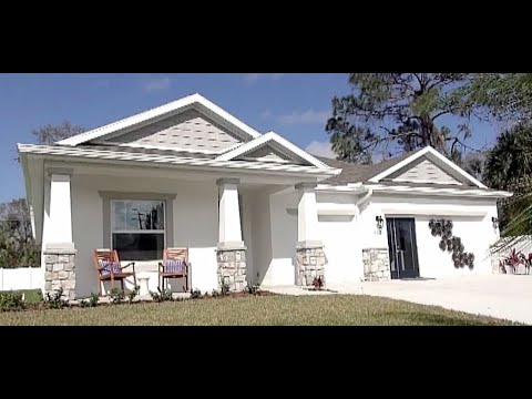 HOLIDAY BUILDERS- RAINIER MODEL - YouTube