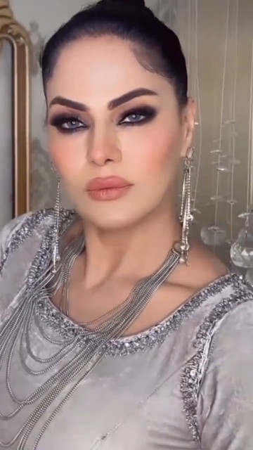 Pakistani actresses komal meer, Veena Malik, Saba Qamar, kinza hashmi ...