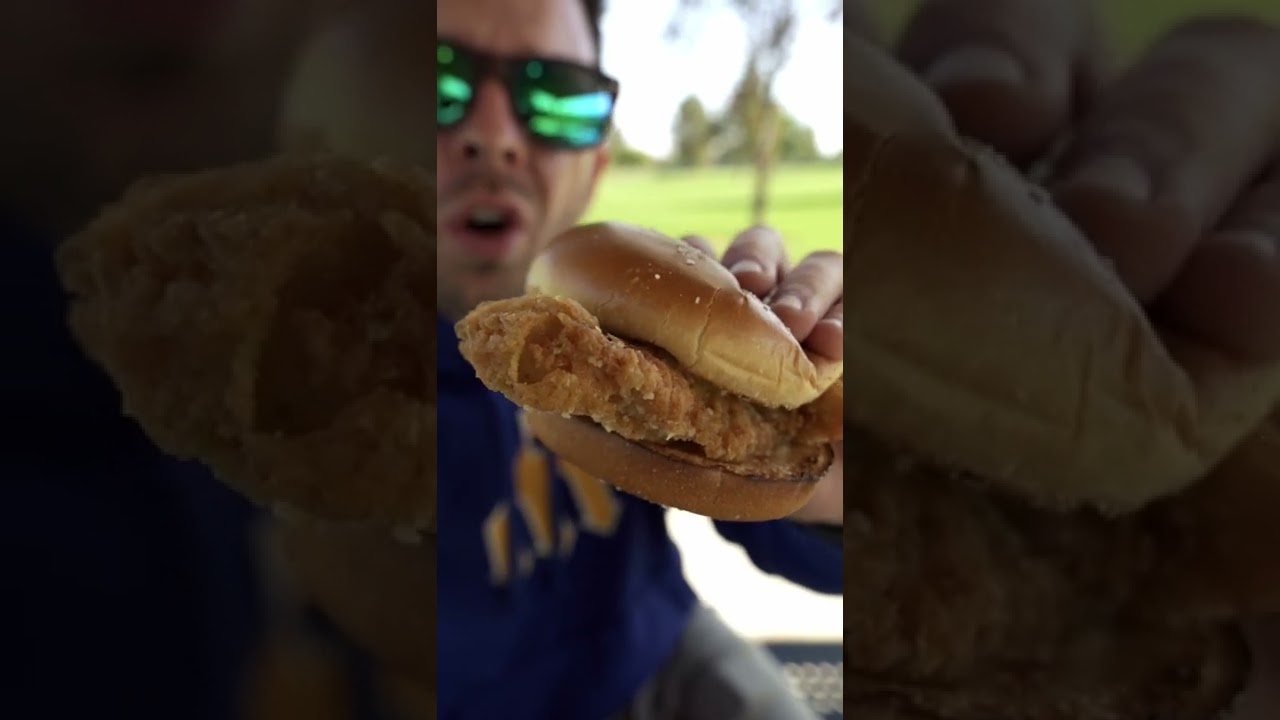 Wing Stop Chicken Sandwich - Garlic Parmesan - YouTube