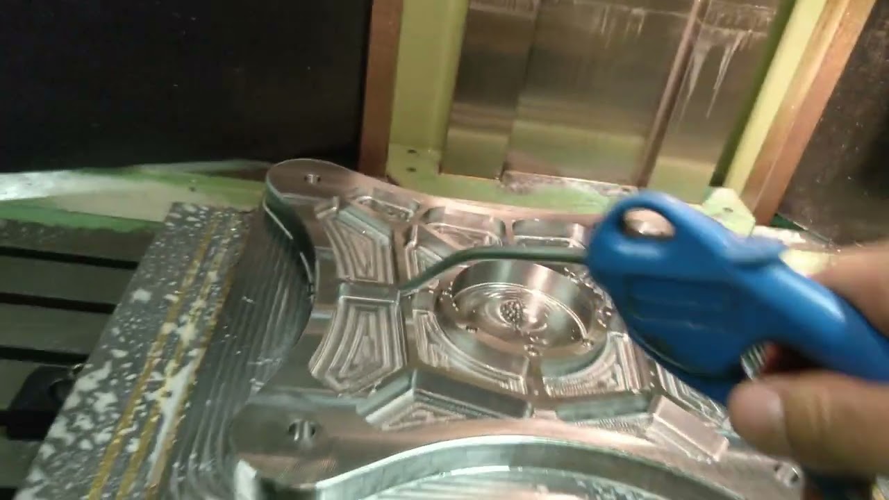 D'andrea TRM-50 precision boring head - YouTube