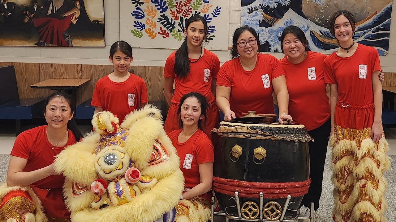 East Rising Lion Dance Troupe: JTC CNY NMMA 20240216 - YouTube