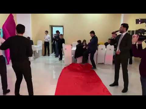 Zaur kamal toylar ucun darixibsz?
