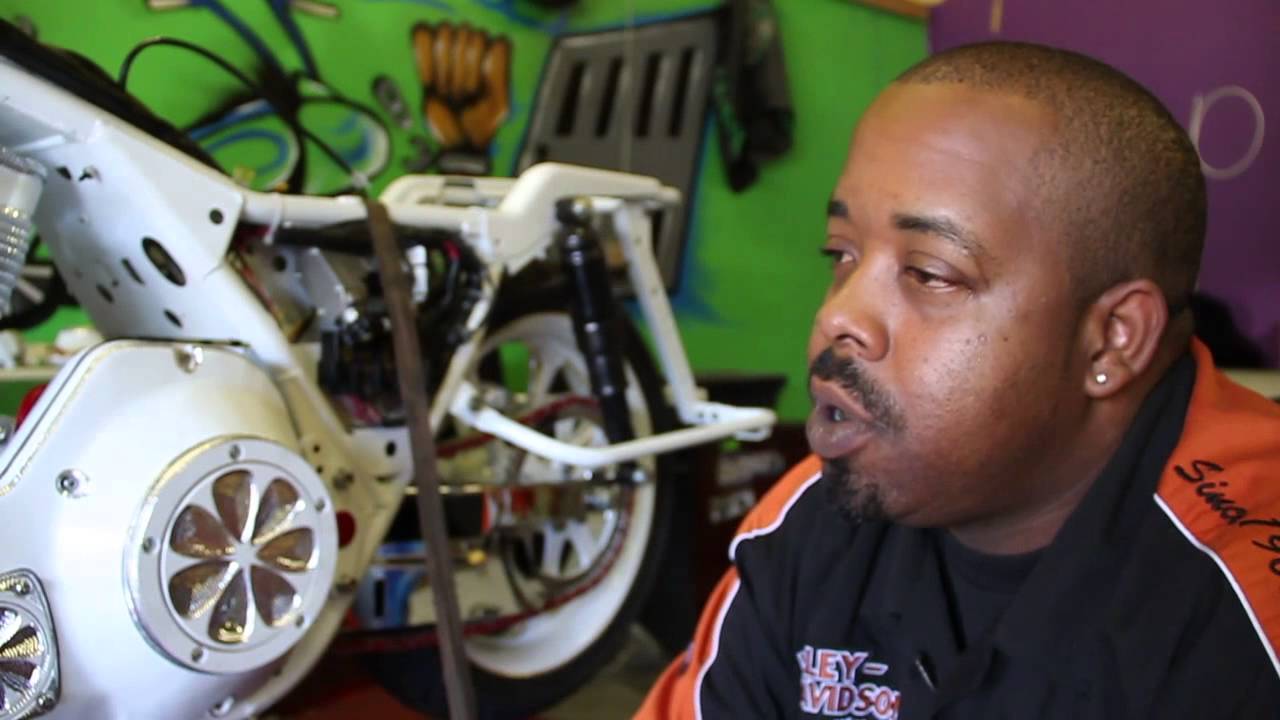 Kenny Red Motorcycle "King Of Diamonds" by Bang - YouTube