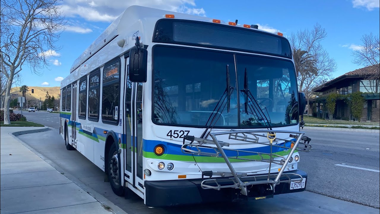 Simi Valley Transit 2011 New Flyer C40LFR #4527 - YouTube