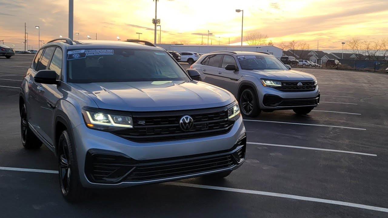 Comparison of 2023 VW Atlas SEL R-Line Black vs. 2023 Atlas Cross Sport ...