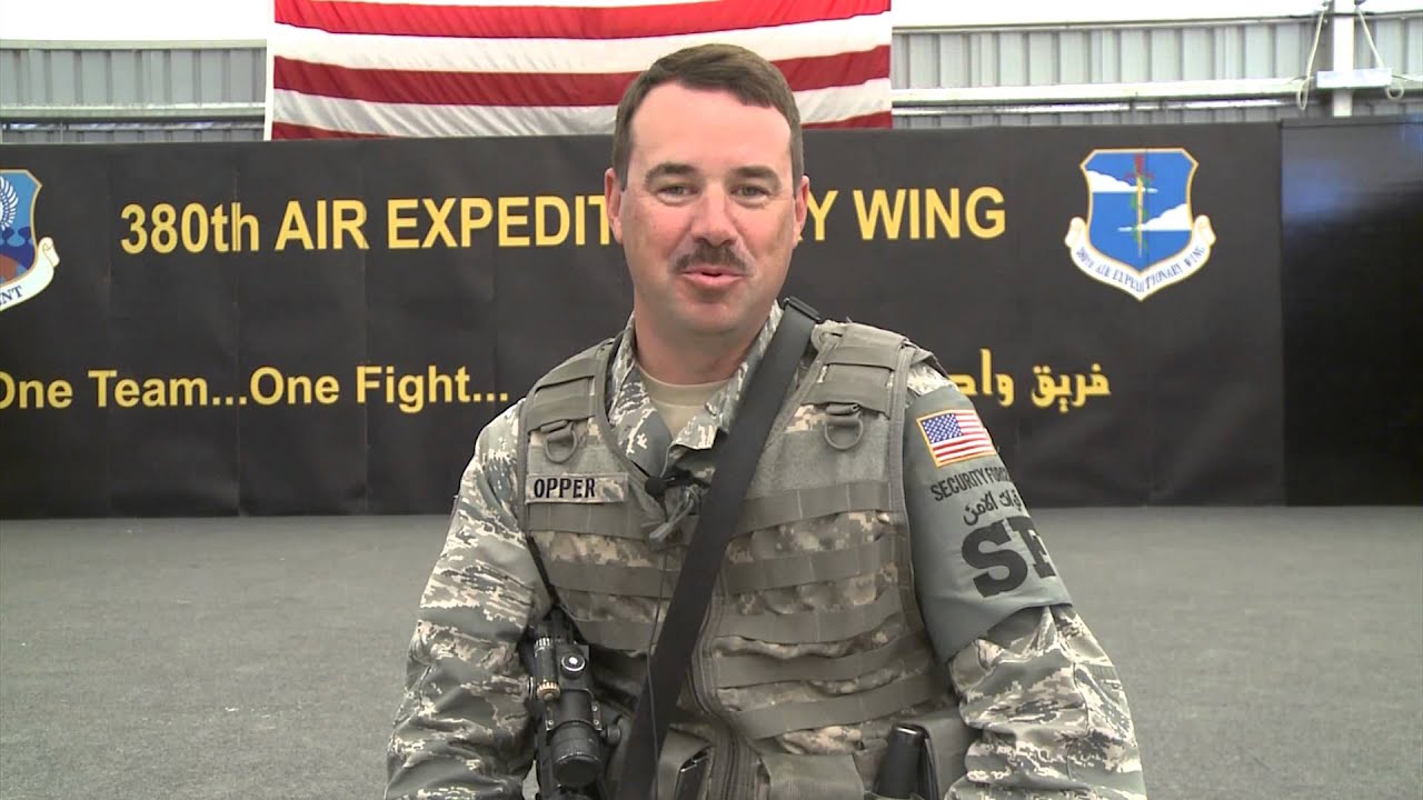 Wisconsin troops send holiday greetings: Tech. Sgt. Paul Opper - YouTube