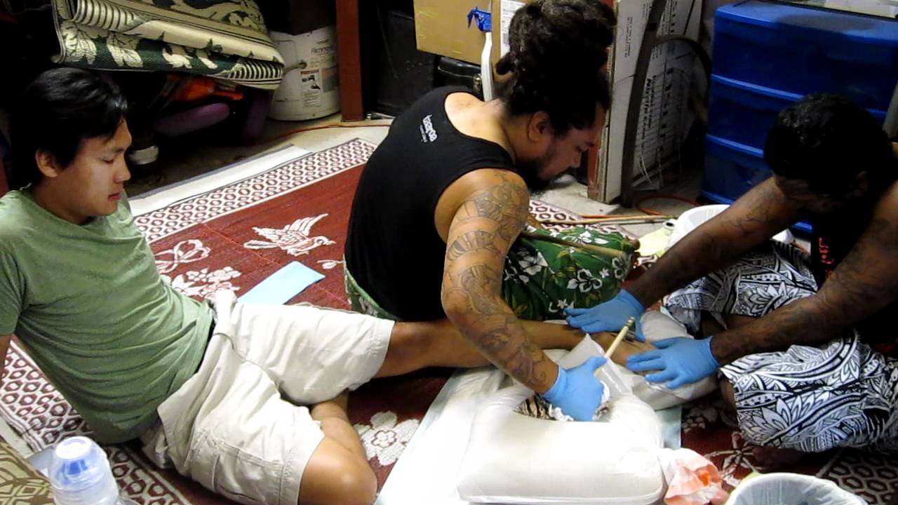 Hand-Tapping Tattoo: Soul Signature Hawaii - YouTube