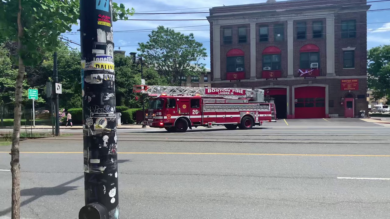 Boston Engine 37 & Ladder 26 Responding - YouTube