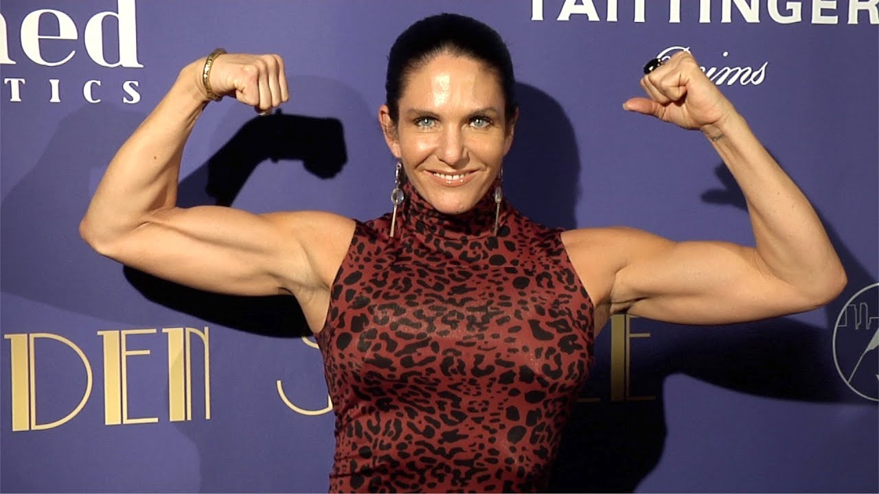 Traci Lynn Cowan 2019 Golden Soiree Pre-Oscar Party Red Carpet - YouTube