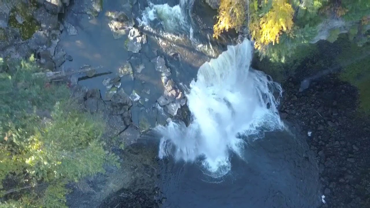 Canim Falls im Wells Gray Park/ British Columbia - aus der Luft / von ...