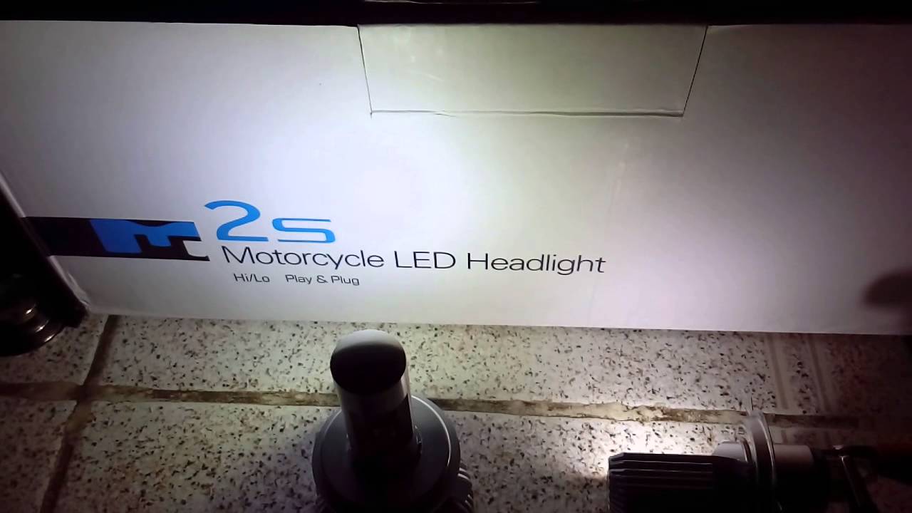 Led h4 bad20 800 lm vs cree led xhp50 2543 lm - YouTube