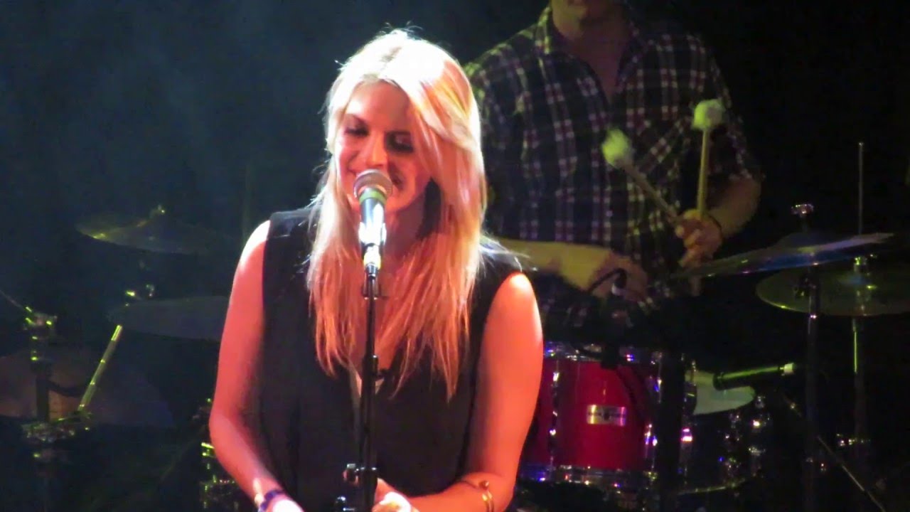 Morgan St. Jean – ADDICTED – at Troubadour March 6, 2016 - YouTube