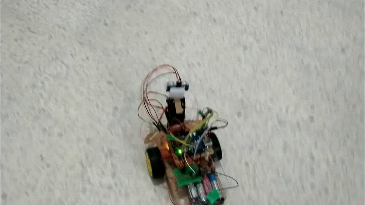 Vehicle with collision detection(my fisrt arduino project) - YouTube