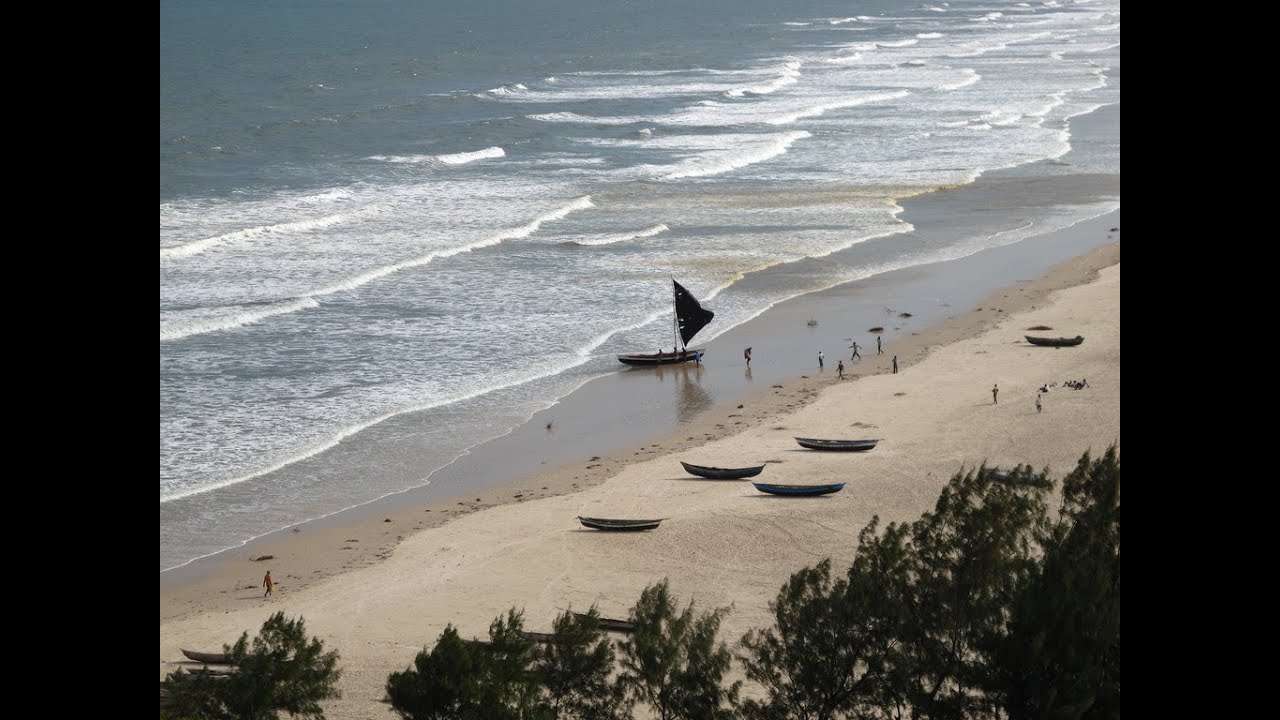 Praia de Pebane Final cut edited - YouTube