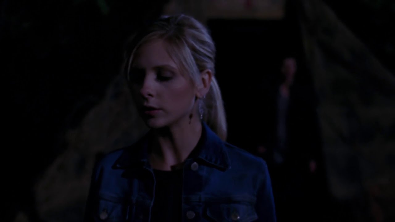 Buffy and Angel last moment on Buffy The Vampire Slayer || 7x22 "Chosen ...