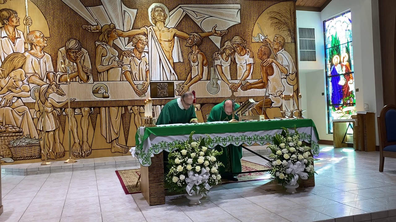 Sunday October 25th - English Mass - YouTube