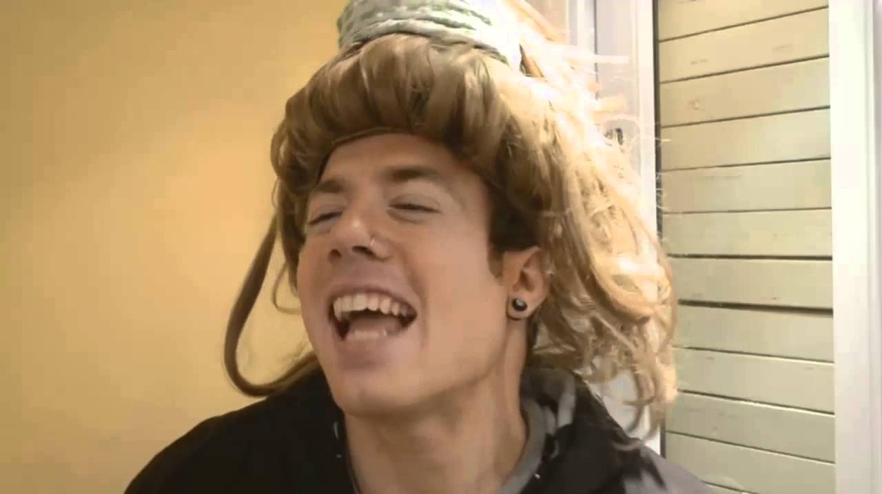 LUCAS CASTEL SONG #2 - YouTube