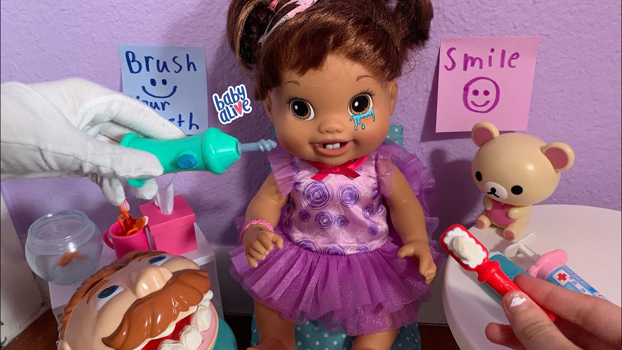 BABY ALIVE Dolls go to the Dentist 🦷 - YouTube