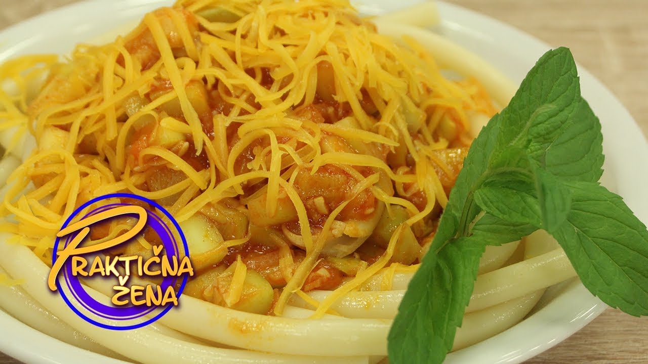 Praktična žena - Pasta sa tikvicama u paradajz sosu – Sara Jovanović ...
