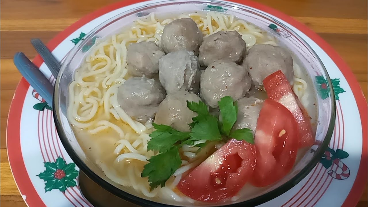 Mie Kuah Rasa Bakso Dengan Tambahan Bakso Sapi - YouTube