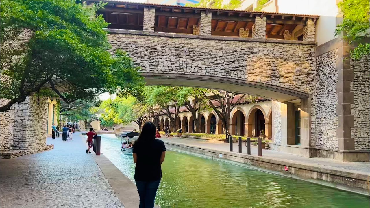 Mandalay Canal Walk at Las Colinas 😍 Little Venice in Texas?🛶🤩 Must ...