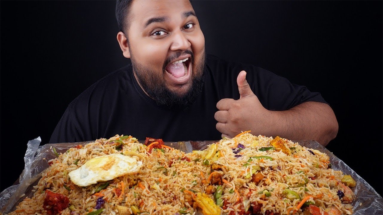 chicken fish prawns cuttel fish bullseye එක්ක යහමින් එළවළු දාපු සුපිරිය ...