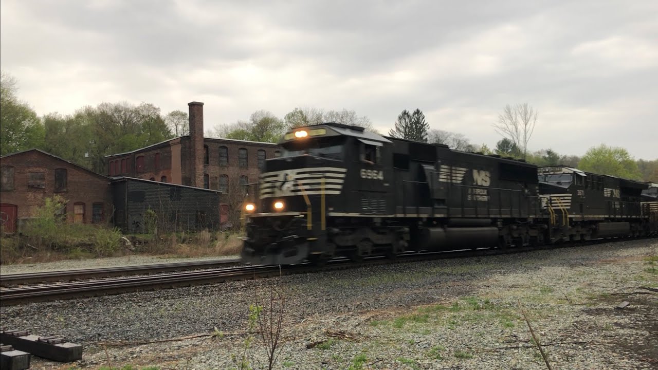 HD NS 6964 SD60E & NS 3671 ET44AC & NS 9751 C44-9W Lead 23K West On 4 ...