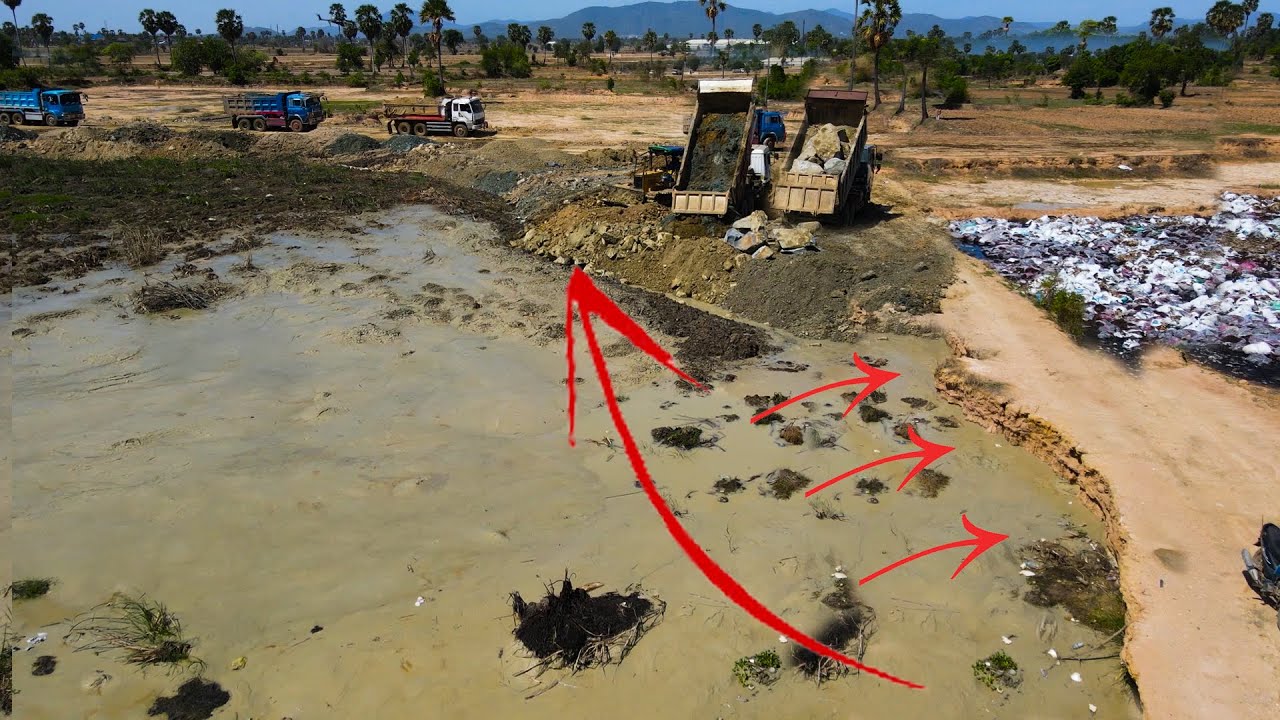 Incredible Road Build A Round The Pond Back fill With Bulldozer Komatsu ...