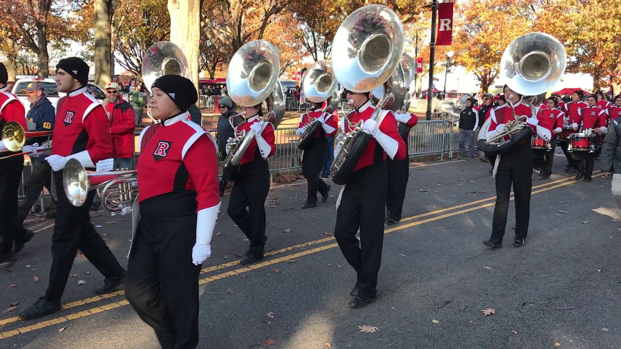 Rutgers Marching Band heads to the stadium - YouTube