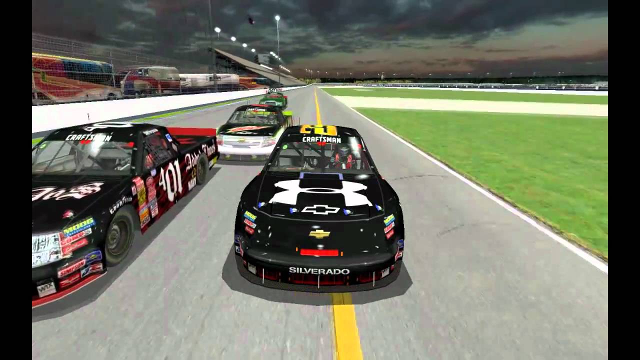 Rhody Racing League 2011 :: NCTS09 @ Daytona :: Final Lap - YouTube