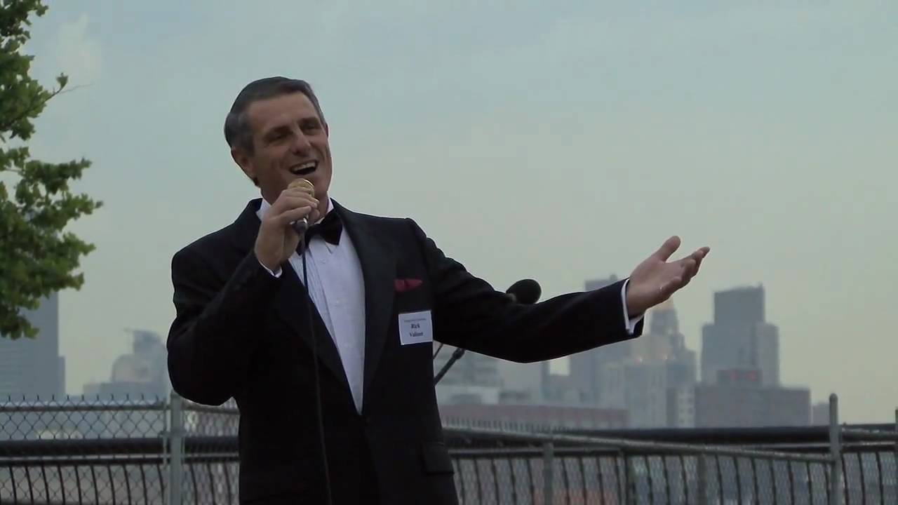 Rick Valiant, Sinatra Singer - YouTube