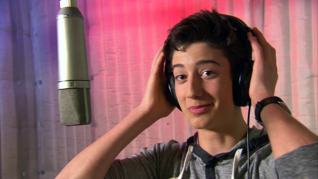 ZOMBIES | Behind the Bamm 1 | Disney Channel BE - YouTube