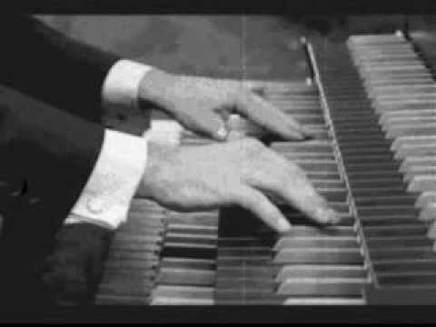 Organ Vampire Professor Ireneusz Kalinowski J.S. Bach Toccata & Fuga d ...