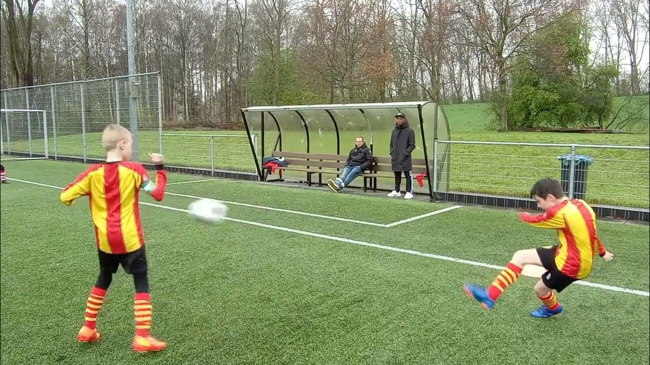 VV Rozenburg JO12-2 - vv WFB Ouddorp JO12-2 [01-04-2023] (1e helft van 2e helft) - YouTube