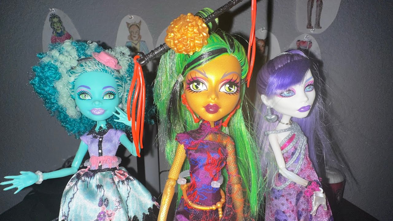 OPENING A DOLL LOT FROM MERCARI! - YouTube