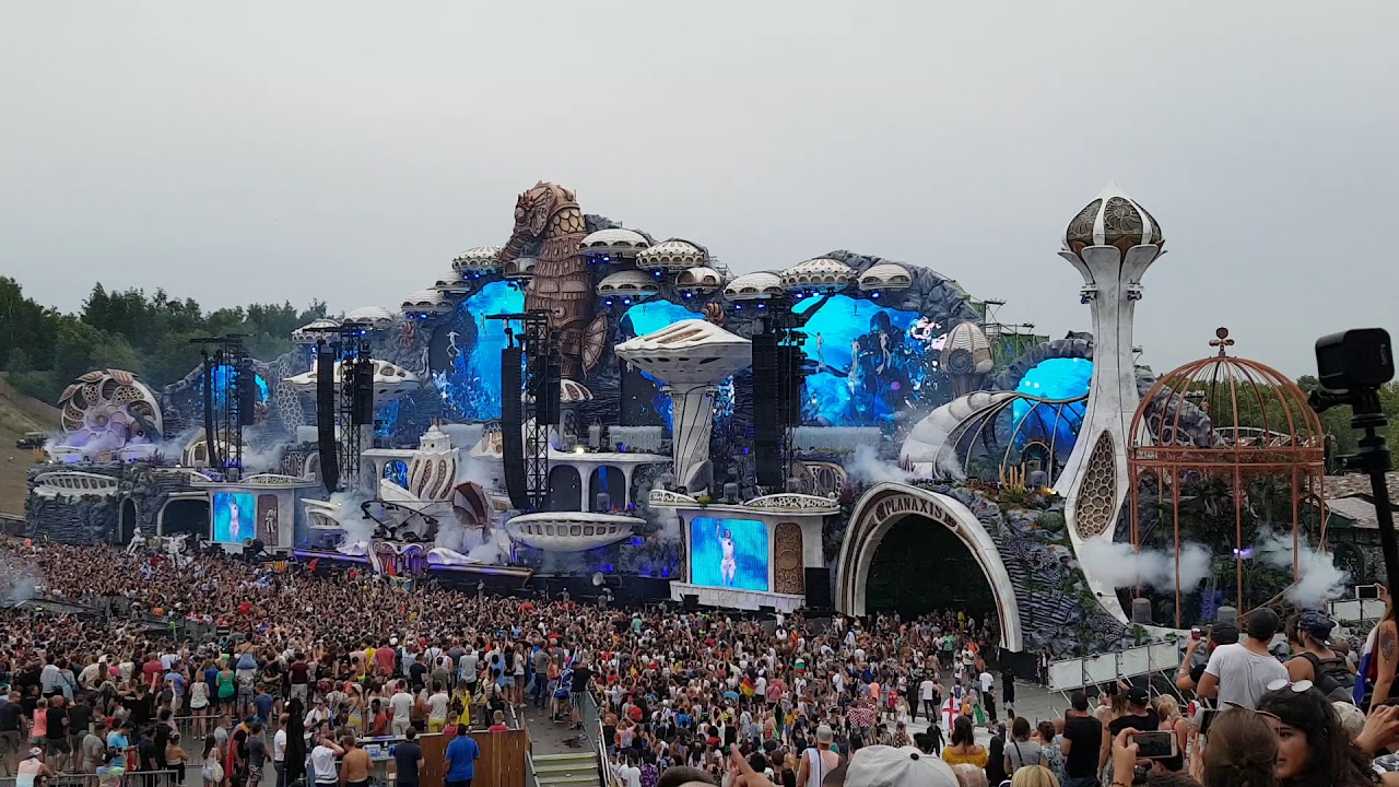 Opening Main Stage Tomorrowland Planaxis 2018 - YouTube