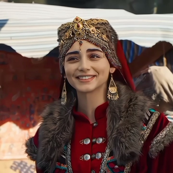 Them💅🦋Bala Holofira Hazel Fatma Gonca Ulgen - YouTube