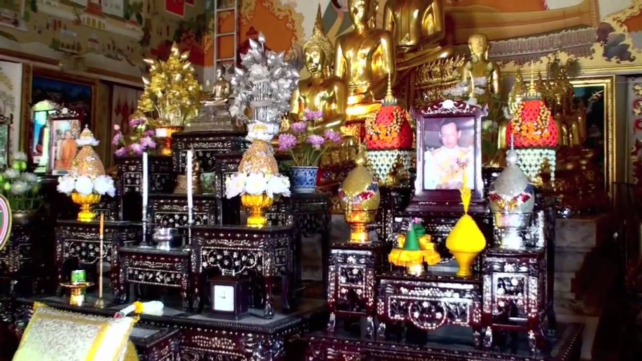 Thailand - Bangkok: Wat Indraviharn - YouTube