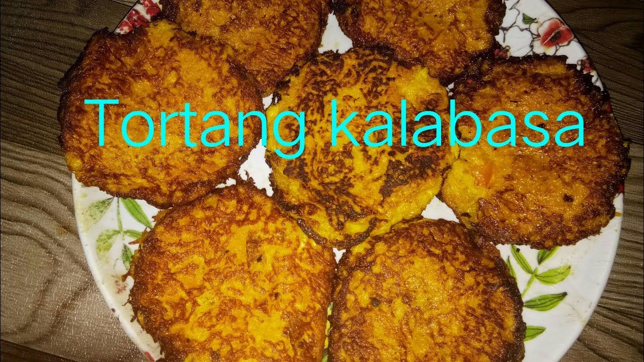 I'm cooking squash with eggs "tortang kalabasa" - YouTube