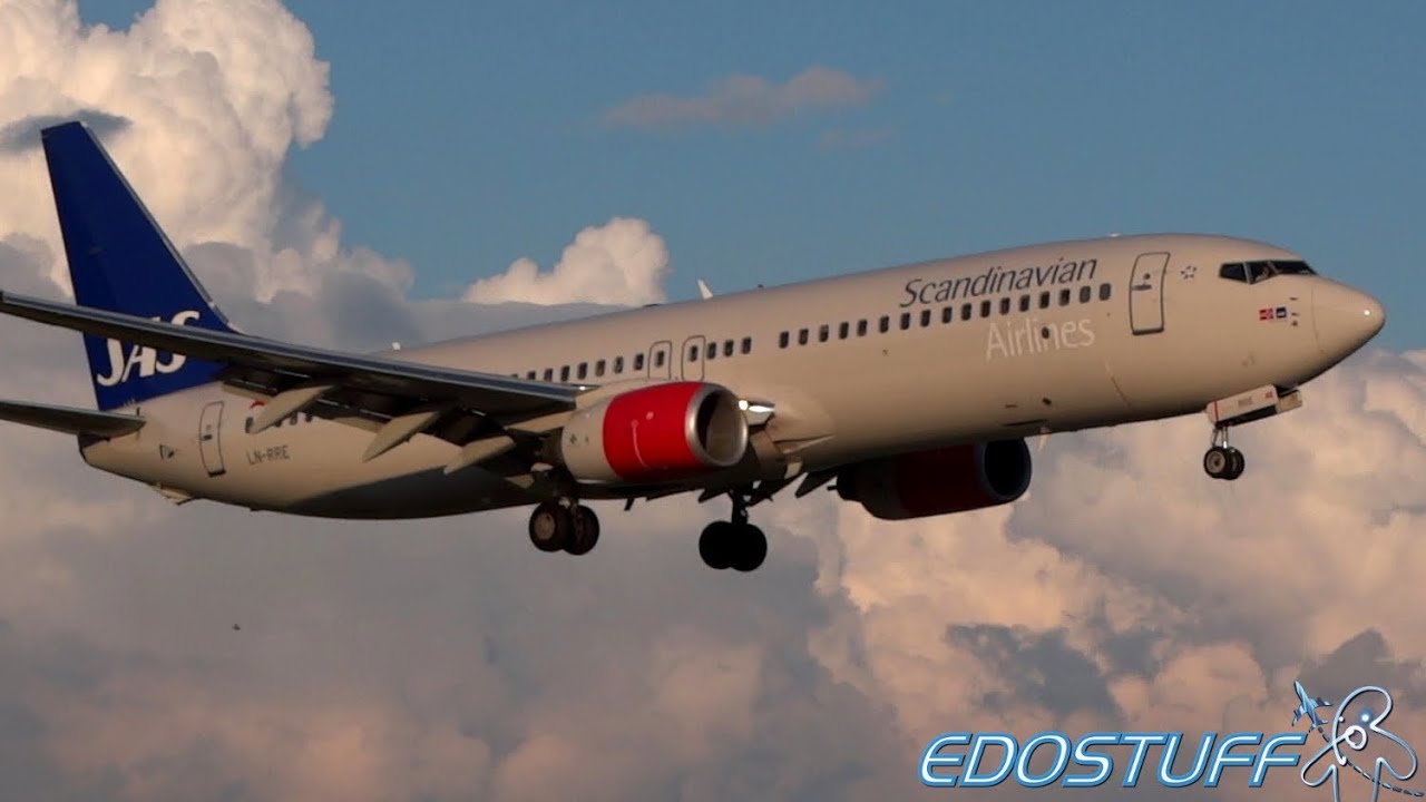 Split Airport SPU/LDSP - Half Hour of Plane Spotting - Episode 3 - YouTube